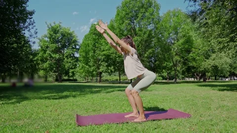 Woman Crouching Pose Stock Videos – Royalty-Free HD & 4K Videos | Pond5