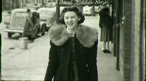 Chicago Girls Stock Videos – Royalty-Free HD & 4K Videos